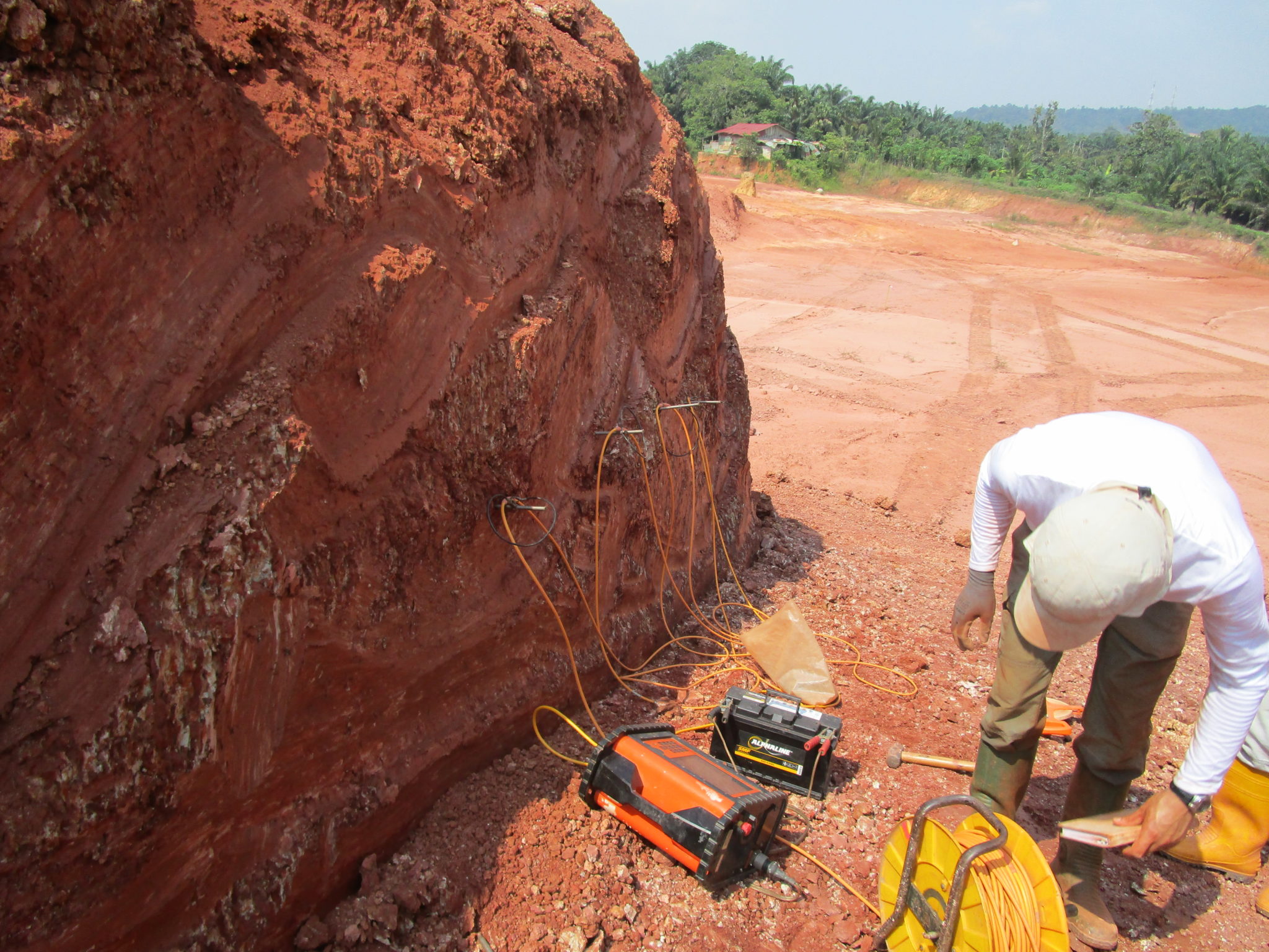 Géophysique - Comirem Scop
